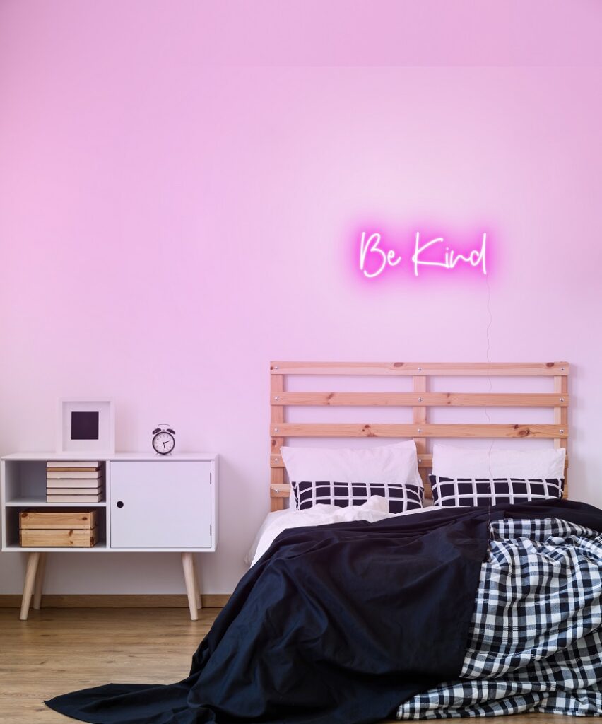 Be Kind Neon Sign - Be Kind to Everyone - Echo Neon Studio
